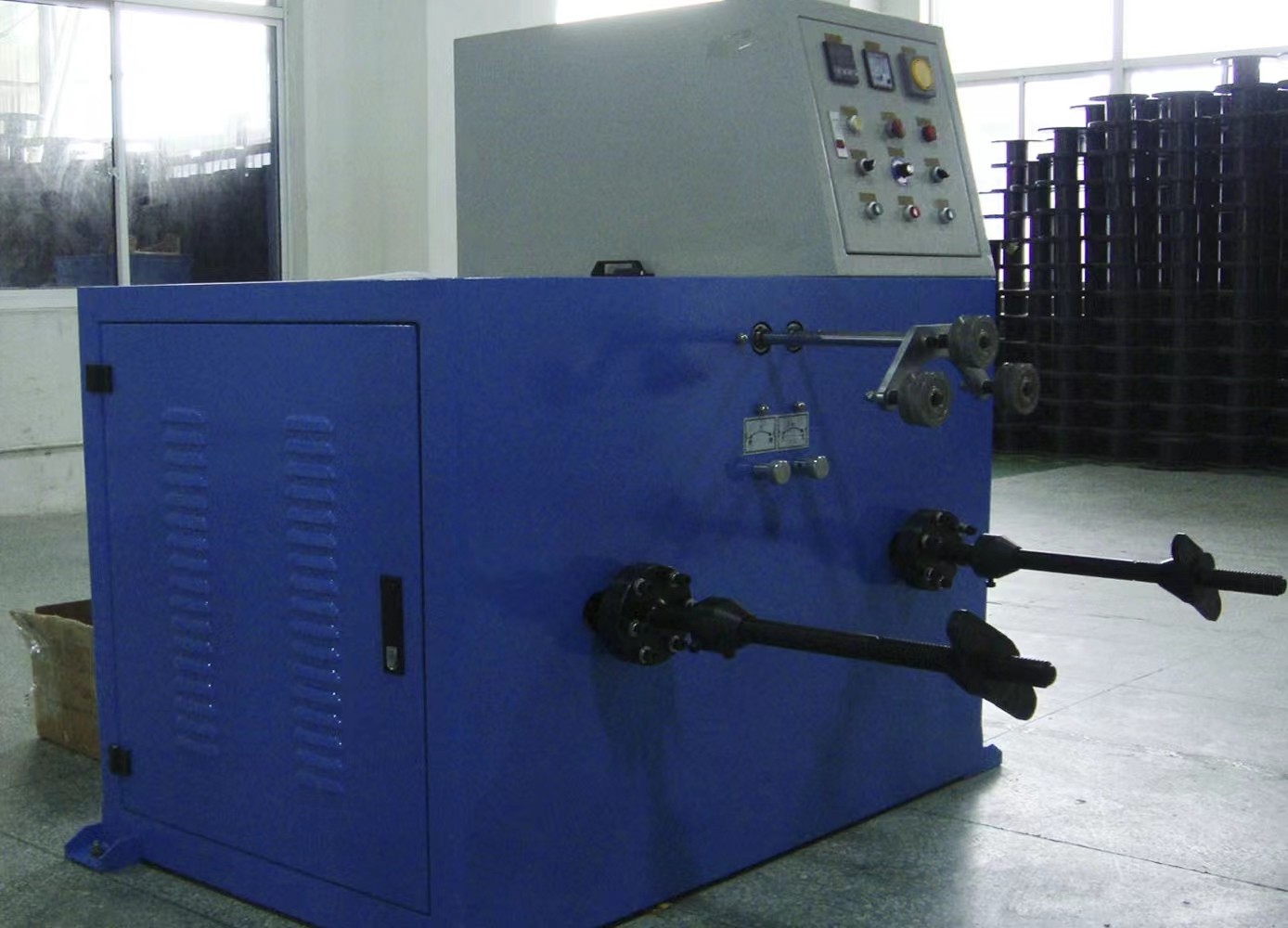 Φ630-800mm Cable Double Shaft Take-up Machine Double Station Take-up ...